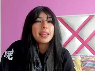 Issi-aoi Camsoda live cam on FapCam.tv