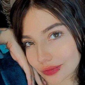 Emma219 Jerkmate live cam on FapCam.tv