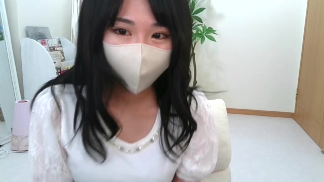 Yuzu_jp Stripchat live cam on FapCam.tv