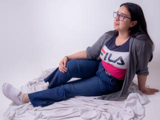 Gabysmith Xlovecam live cam on FapCam.tv